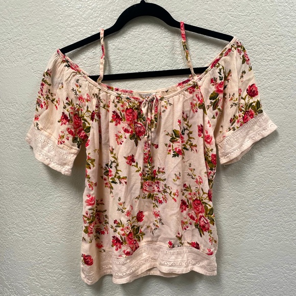 Forever 21 | Tops | Coldshoulder Floral Boho Top | Poshmark